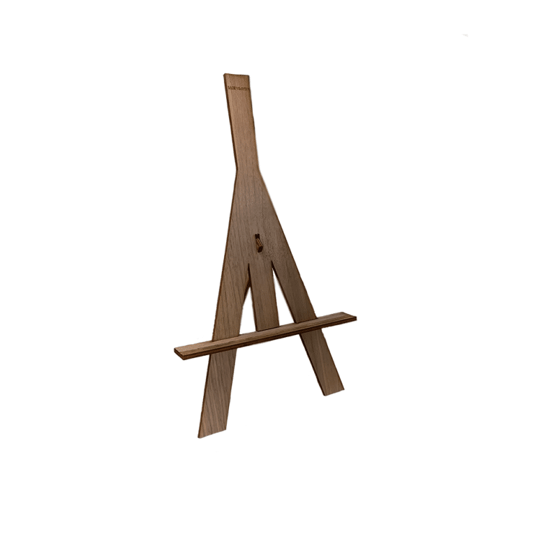 Staffeli - Lasergaver - køb et staffeli til dit nye skilt - Staffeli i træ